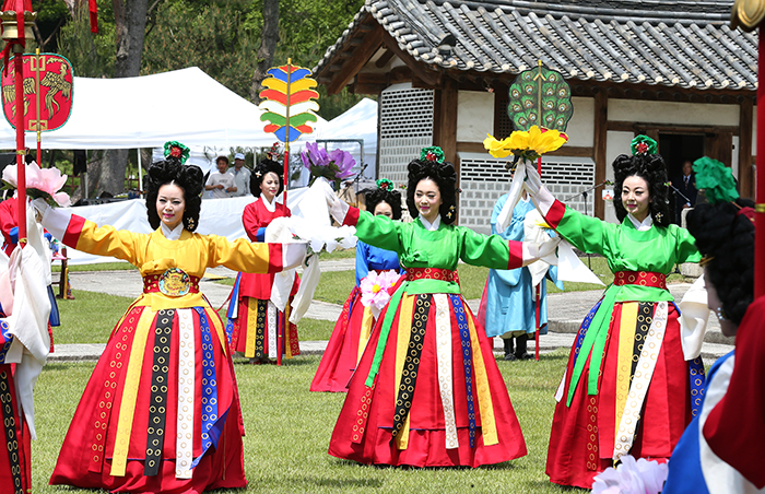 Tổ chức Lễ phong hành tưởng nhớ vua Sejong. : Korea.net : The official ...